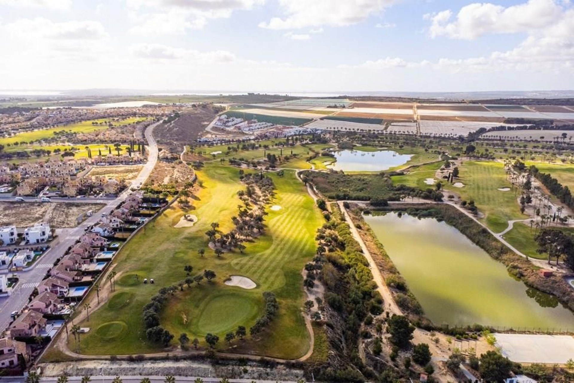 Modern, recent, gelijkvloers appartement, La Finca Golf